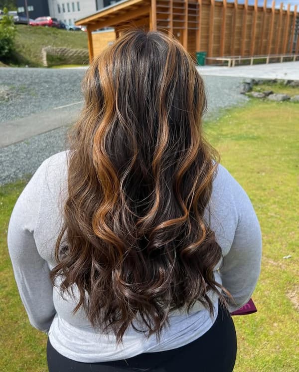 20 Flattering Hair Color Ideas for Morena Skin Tones