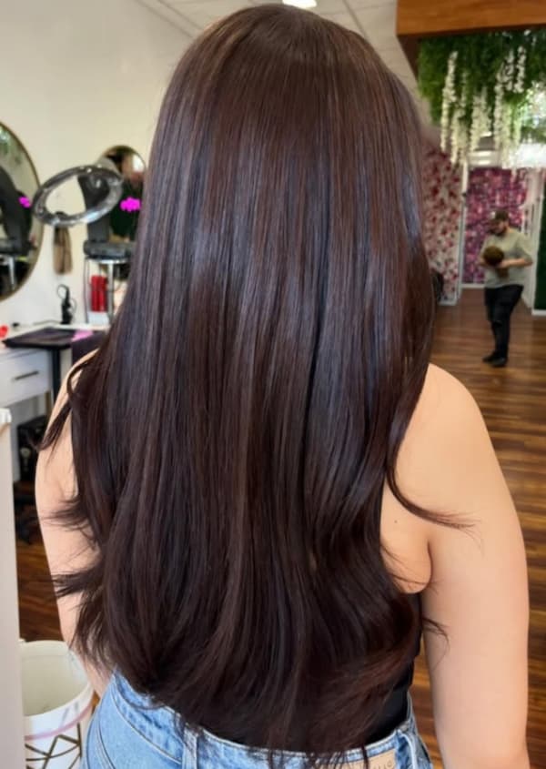 20 Flattering Hair Color Ideas for Morena Skin Tones